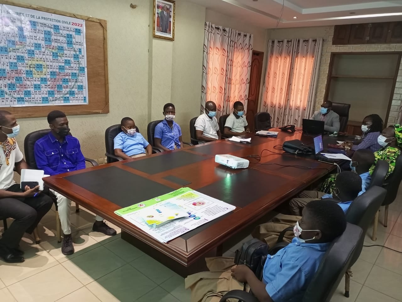 Recording a broadcast on the phenomenon of drug use by middle school ...