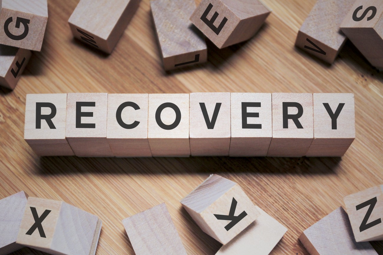 Overcoming the pains of recovery: The management of negative recovery ...